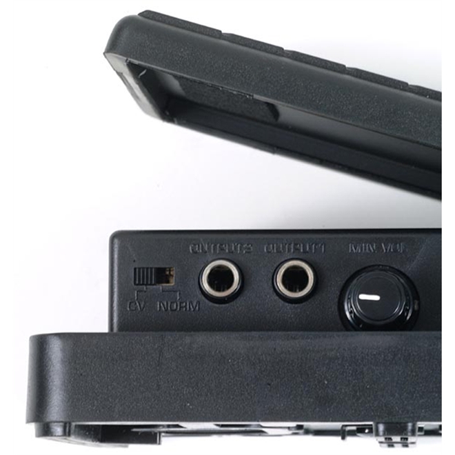 Pedal para Guitarra Behringer FCV100 Foot Controler - Pedal para ...